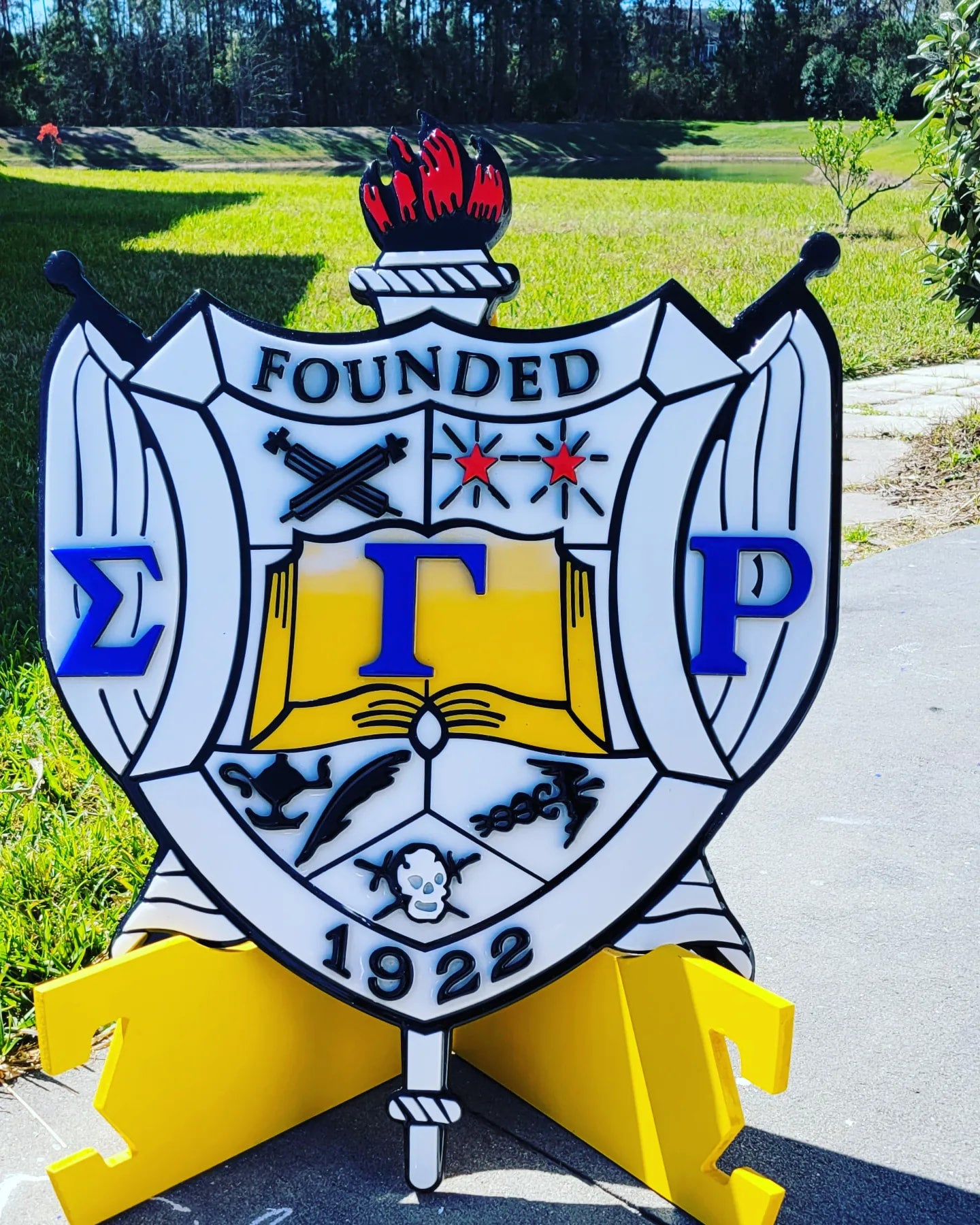 22 INCH SGRHO SHIELD | Turn 2 Wood LLC